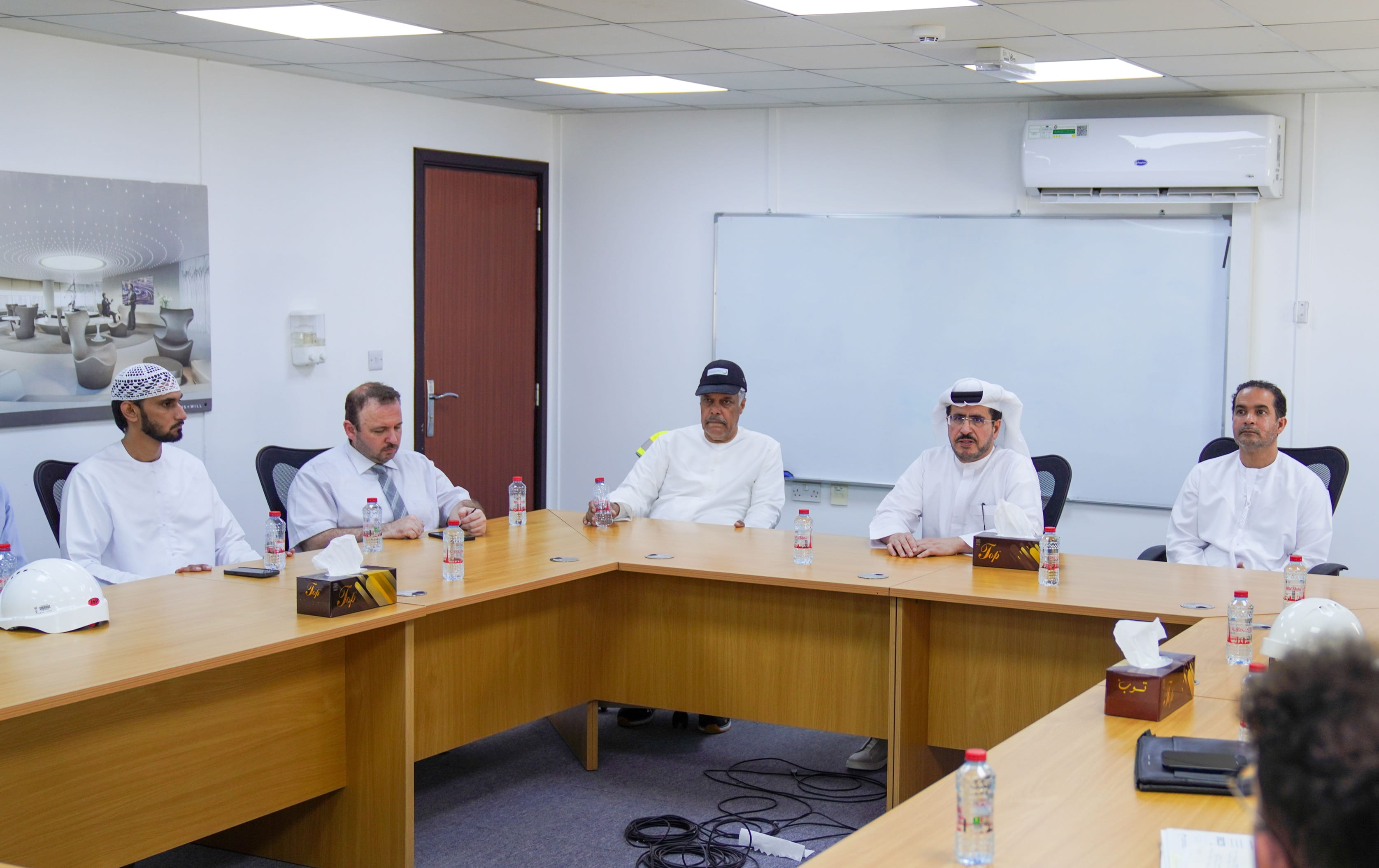 Saeed Mohammed Al Tayer reviews progress at Al Shera’a, DEWA’s headquarters